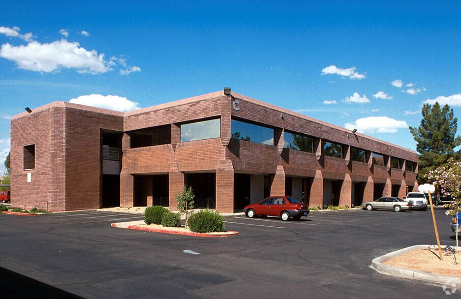 459 N Gilbert Rd, Gilbert, AZ 85234 - Gilbert Commerce Center | LoopNet