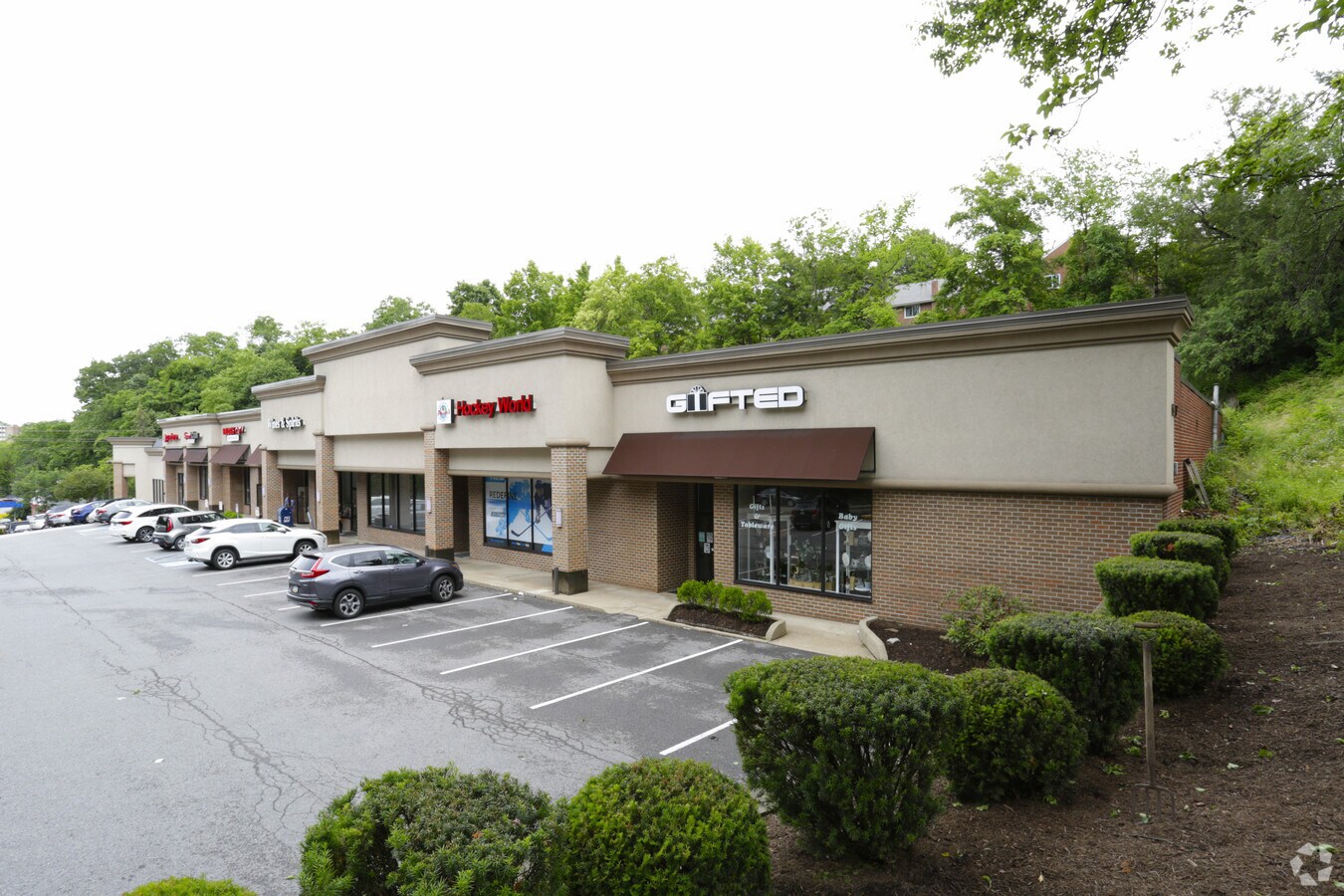 1600 Cochran Rd, Pittsburgh, PA 15220 | LoopNet