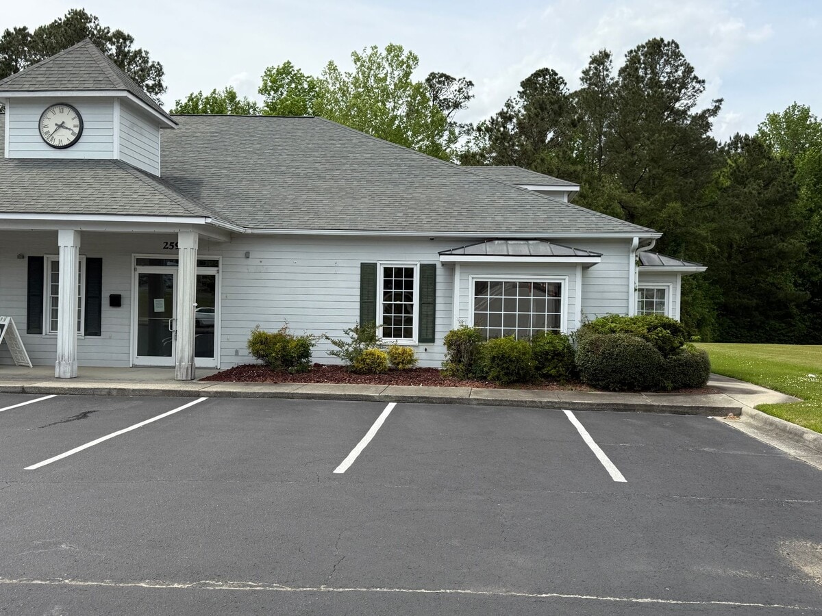2599 Henderson Dr, Jacksonville, NC 28546 - Office/Retail for Lease ...