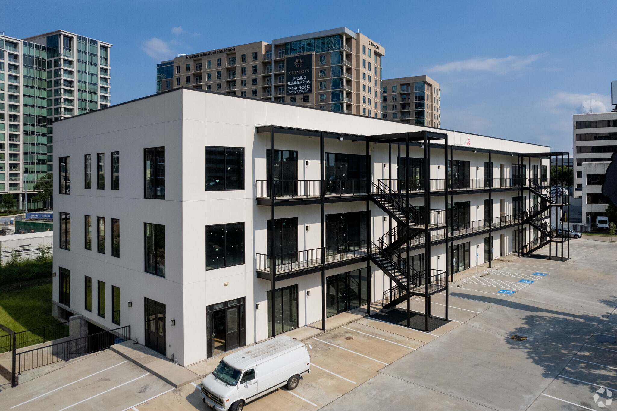 2111 W Loop S, Houston, TX 77027 - West Creek Plaza | LoopNet