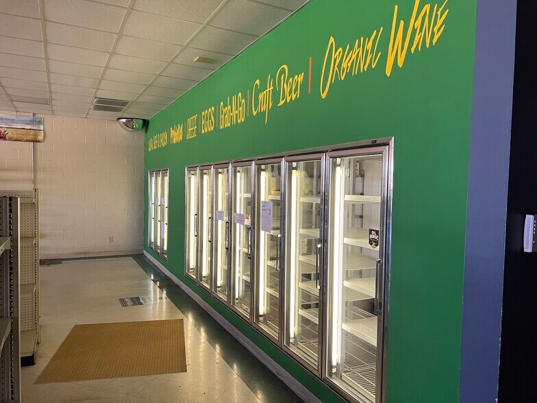 400 E Loop 281, Longview, TX 75605 - Formerly Jacks Natural Food | LoopNet