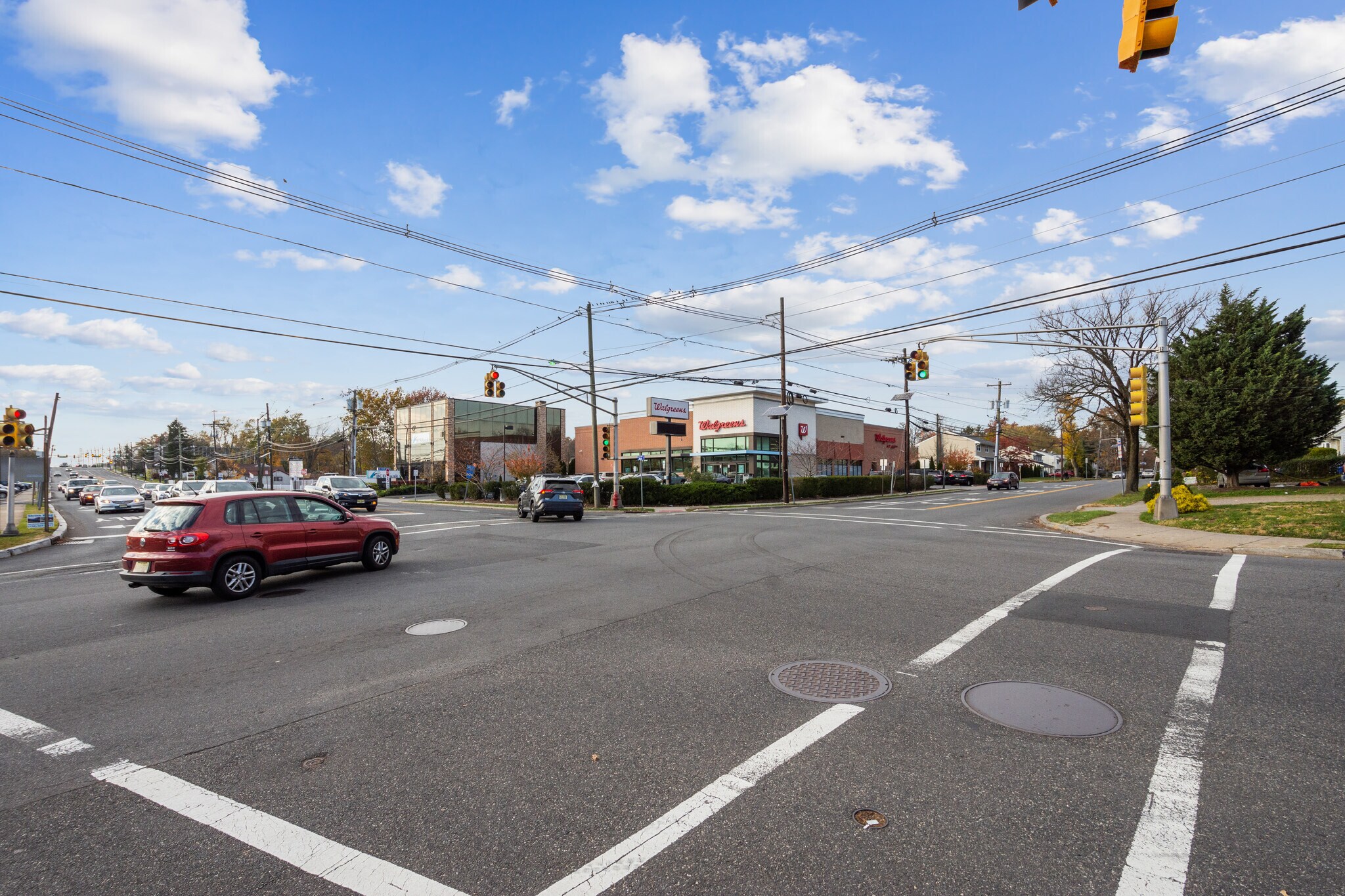 1620 Oak Tree Rd, Edison, NJ 08820 - Walgreens | LoopNet