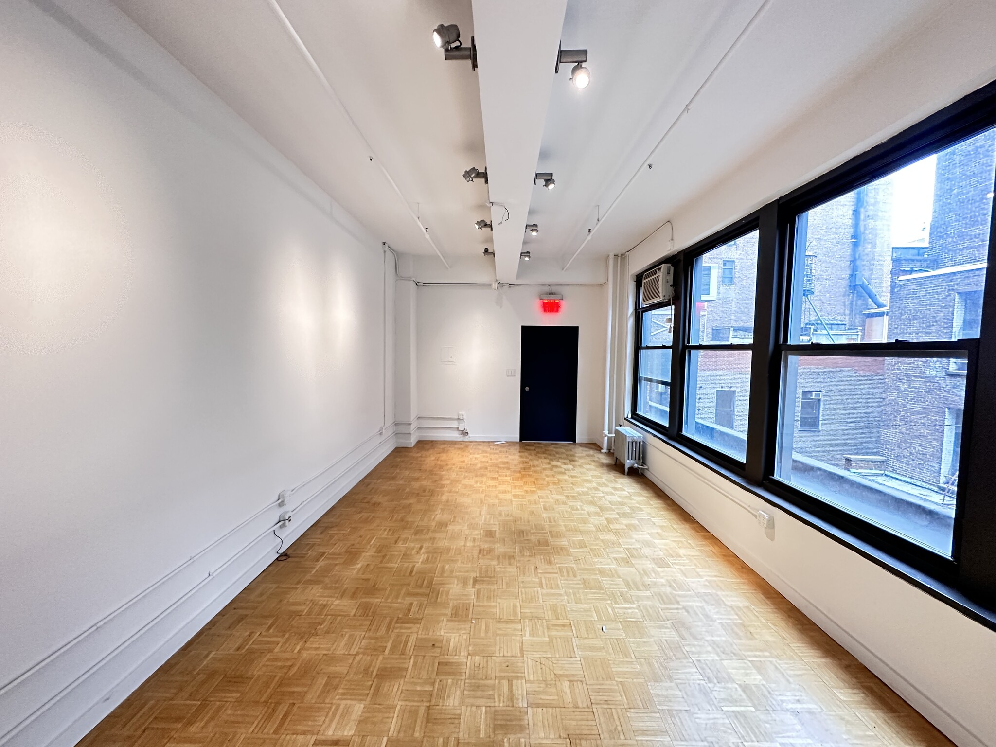 147 W 35th St, New York, NY 10001 - Office for Lease | LoopNet