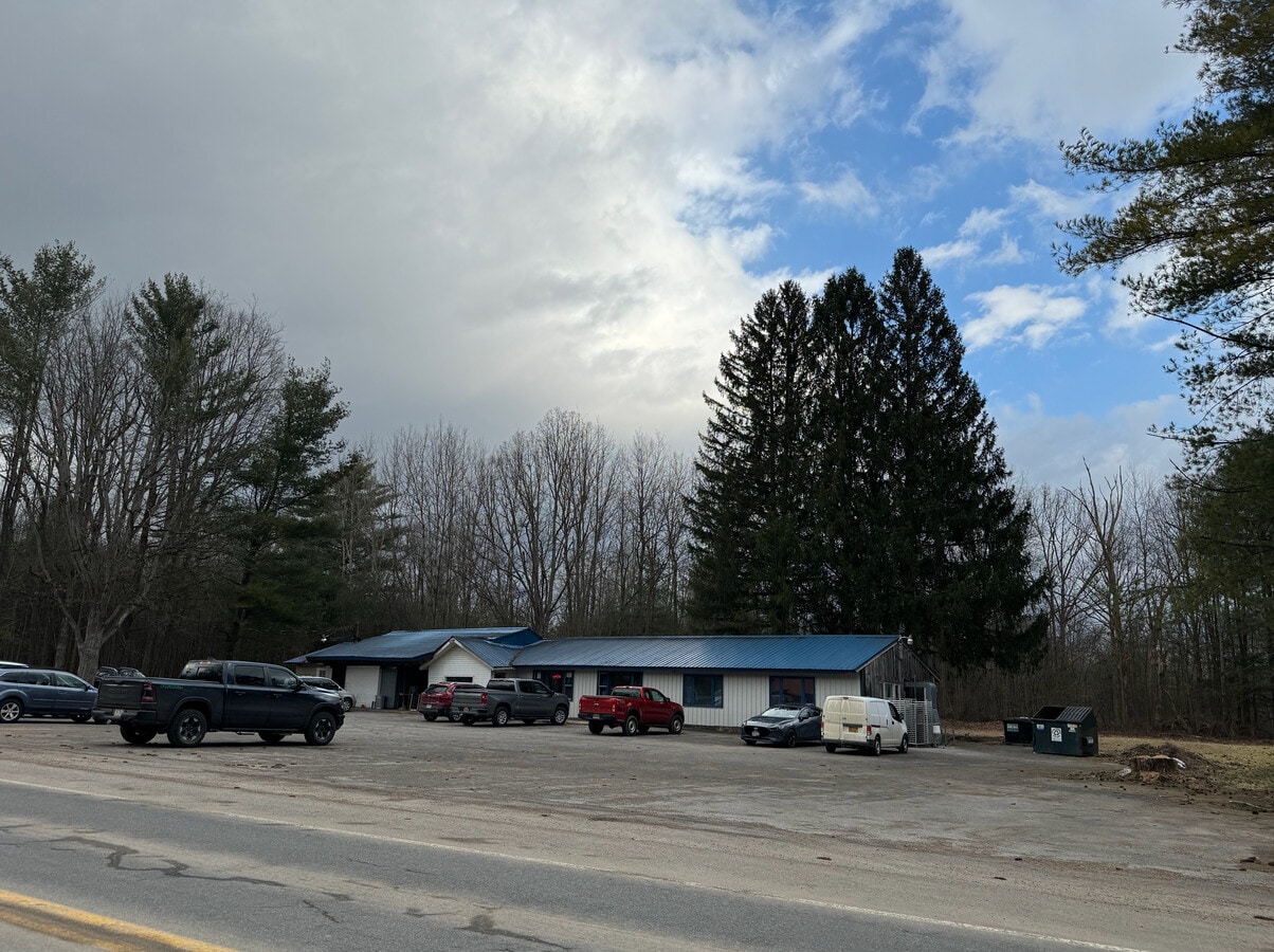 702 County Route 10, Pennellville, NY 13132 | LoopNet 702 County Route 10, Pennellville, NY 13132 | LoopNet