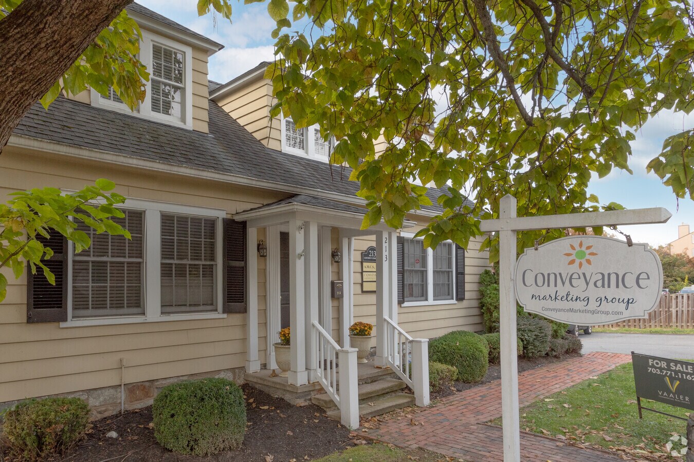 213 Loudoun St Sw, Leesburg, VA 20175 - Property Record | LoopNet