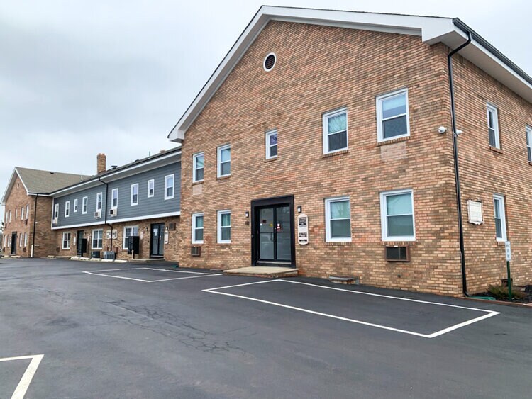 655 Amboy Ave, Woodbridge, NJ 07095 - The Woodbridge Executive Center | LoopNet