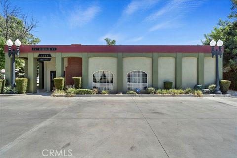 7392 Magnolia Ave, Riverside, CA 92504 | LoopNet
