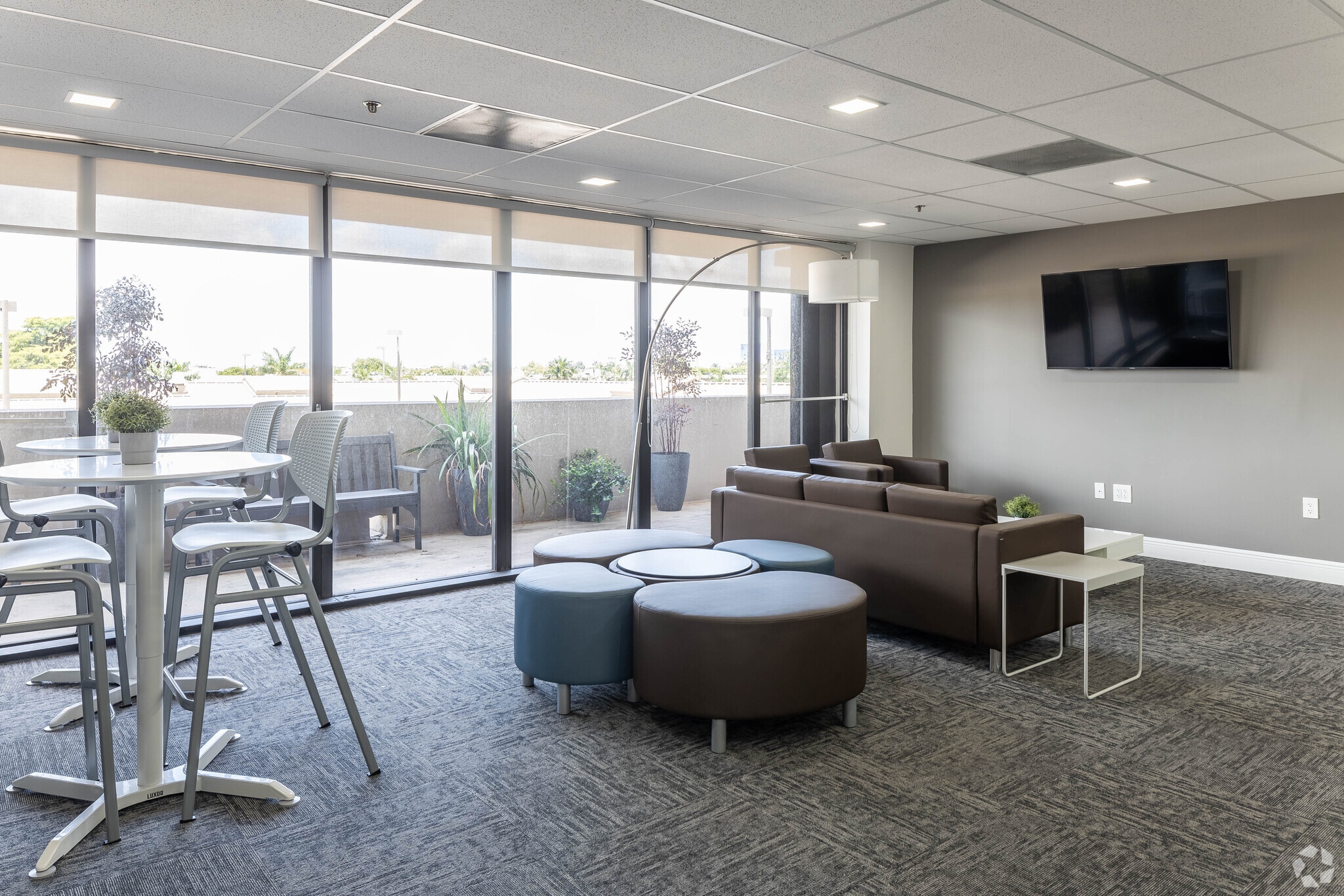 7700 N Kendall Dr, Miami, FL 33156 - Office for Lease | LoopNet.com