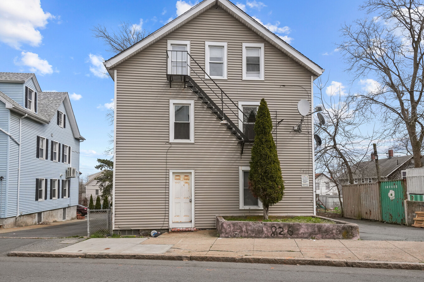 826 County St, New Bedford, MA 02740 | LoopNet 826 County St, New Bedford, MA 02740 | LoopNet