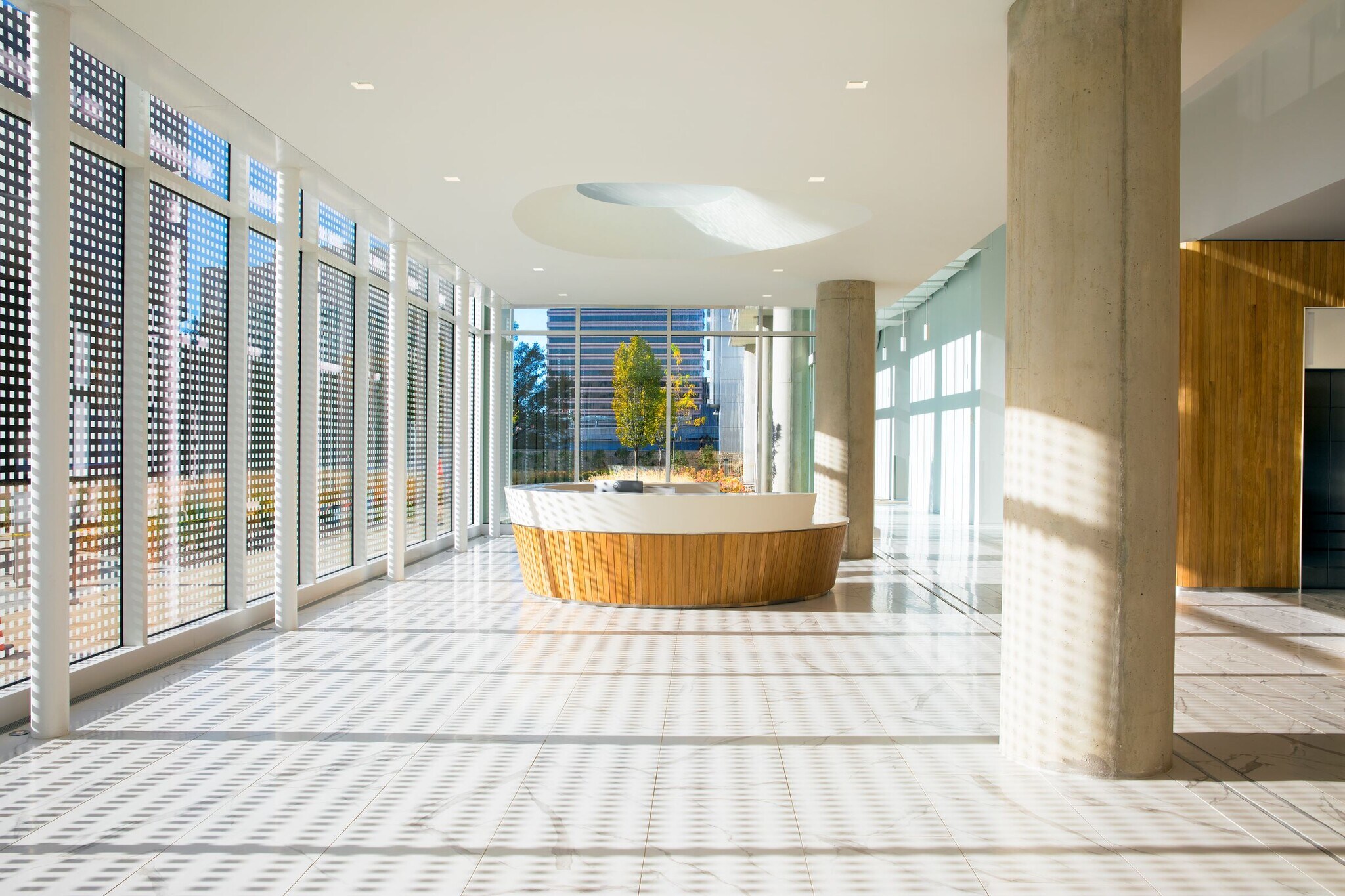 1 Inventa Pl, Silver Spring, MD 20910 - Inventa Towers | LoopNet