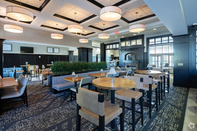 Commercial Real Estate for Sale | LoopNet