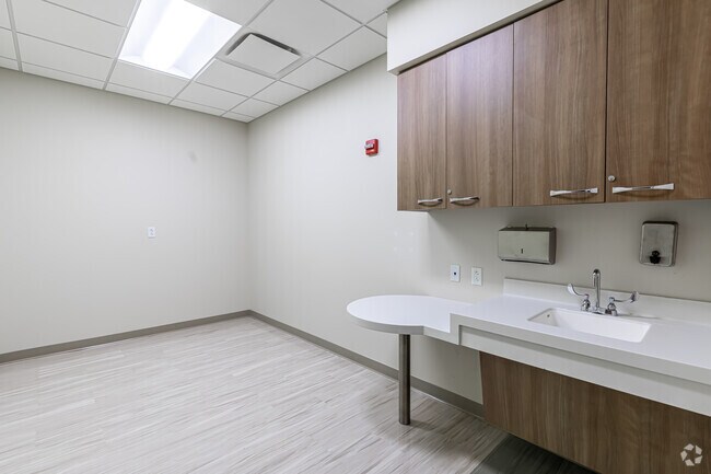 Retail Space for Sale | LoopNet