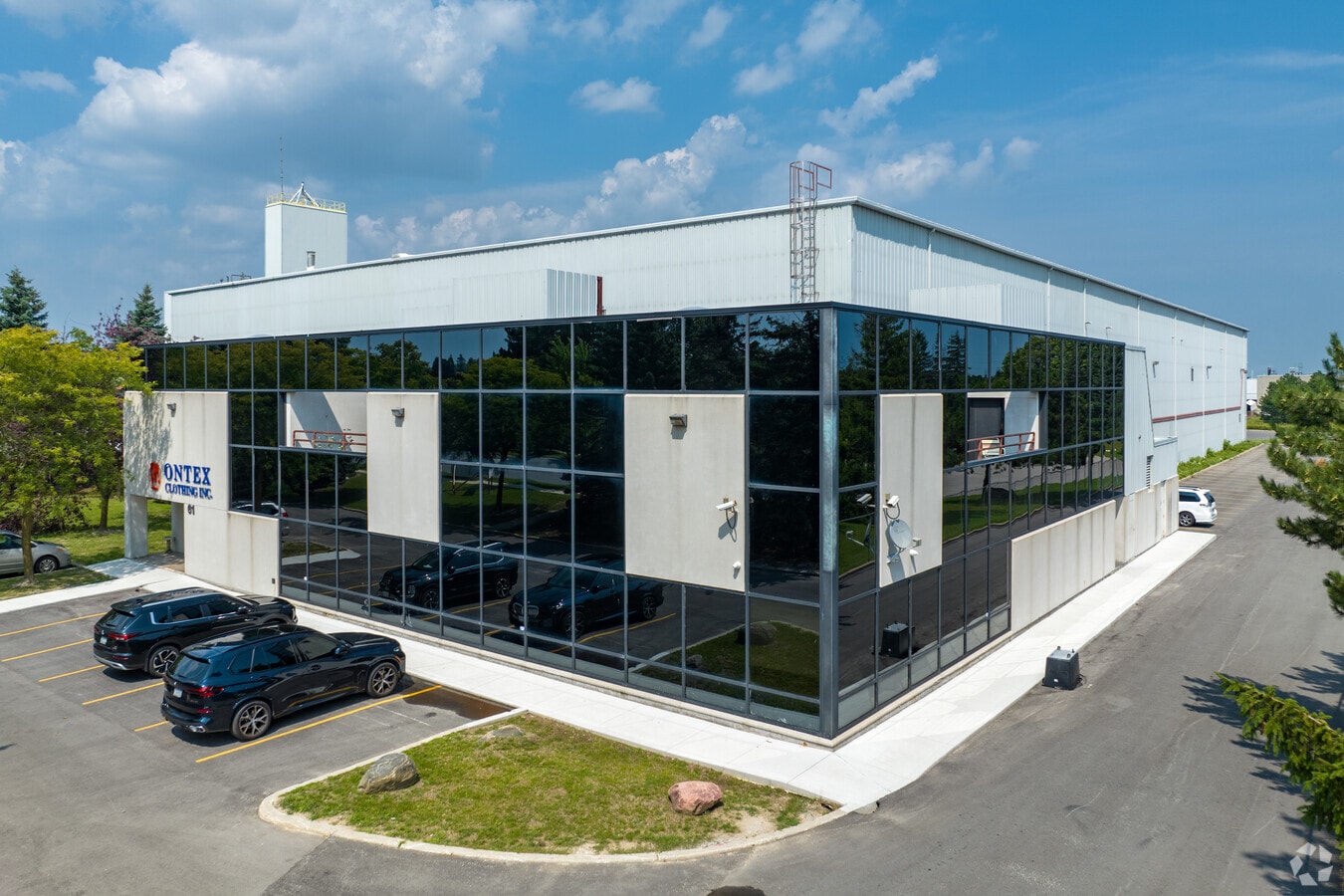 61 Maybrook Dr, Toronto, ON M1V 5J7 | LoopNet