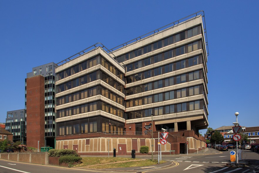 9 Prescot St, London, E1 8AZ - Artesian | LoopNet