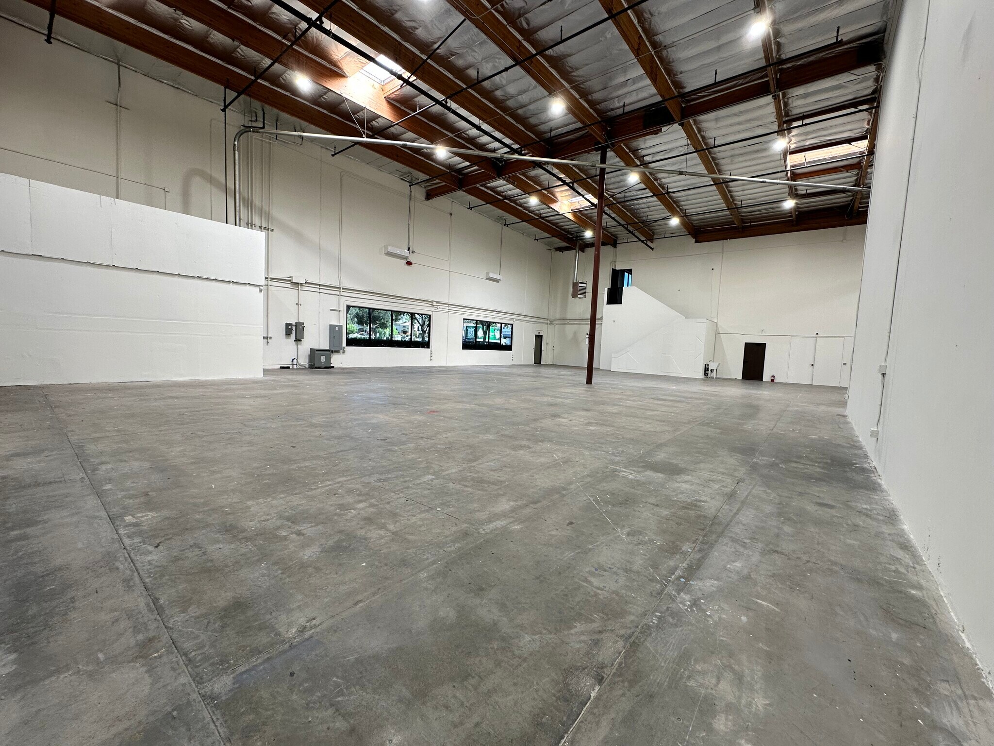 27525 Newhall Ranch Rd, Valencia, CA 91355 - Industrial for Lease | LoopNet