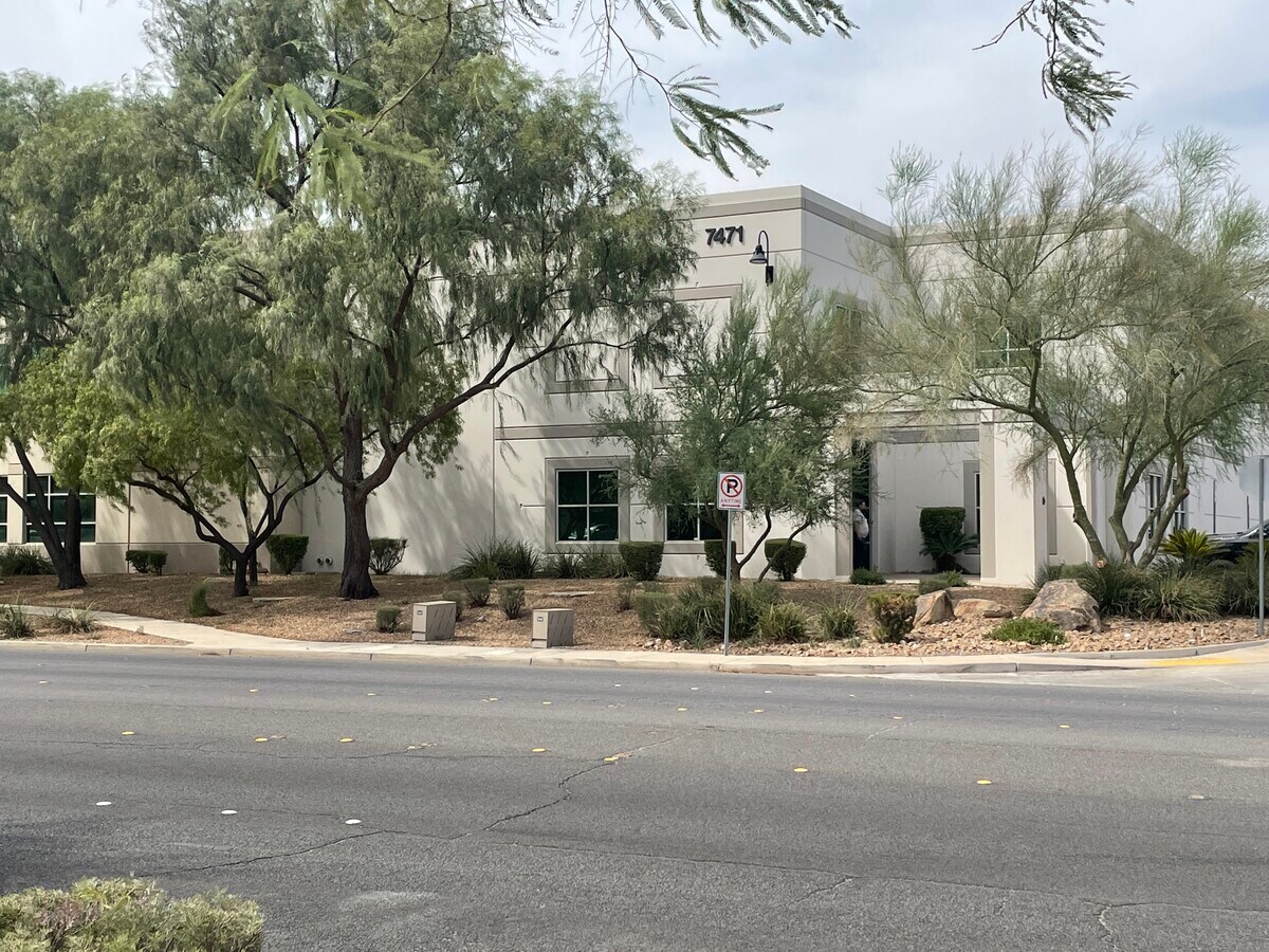 7471 Eastgate Rd, Henderson, NV 89011 | LoopNet
