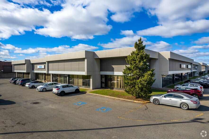 3339-3403 St Griffith, Saint-Laurent, QC H4T 1W5 - Flex for Lease | LoopNet