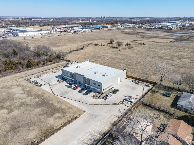 1325 N Garnett Rd, Tulsa, OK 74116 - Flex for Sale | LoopNet