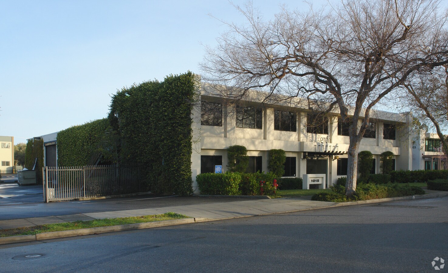 1015 Corporation Way, Palo Alto, CA 94303 | LoopNet