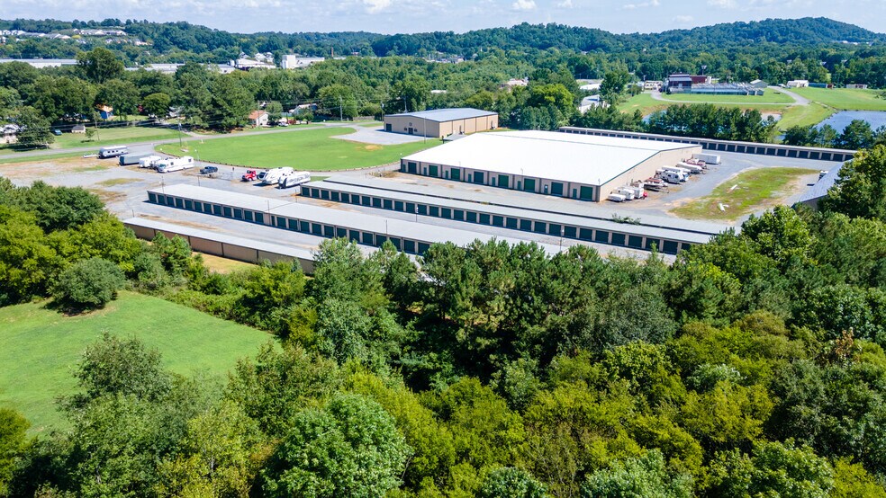 676 Mauldin Rd NW, Calhoun, GA 30701 | LoopNet