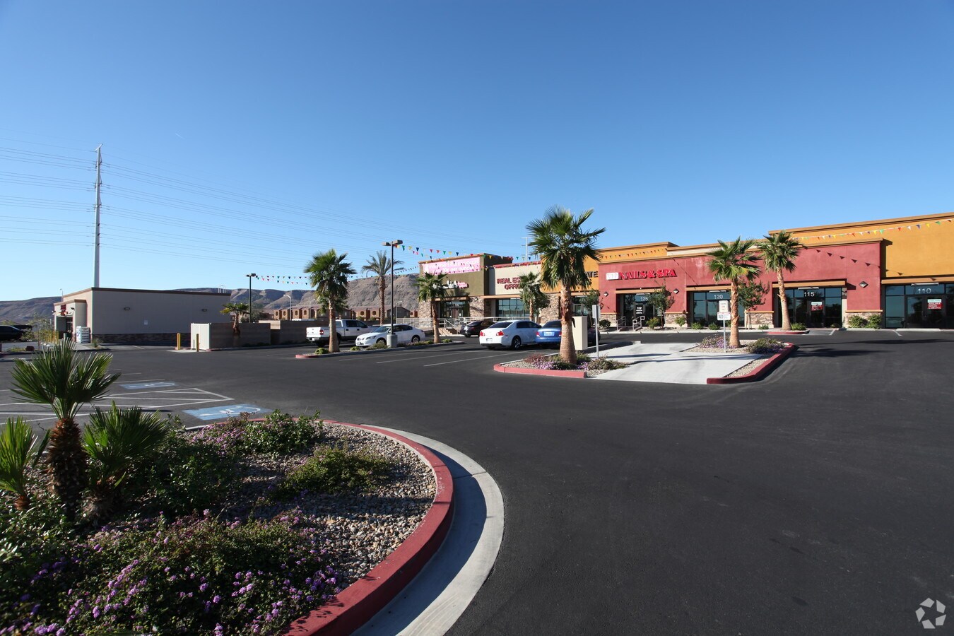 Russell Rd, Las Vegas, NV 89148 - Russell Crossings | LoopNet