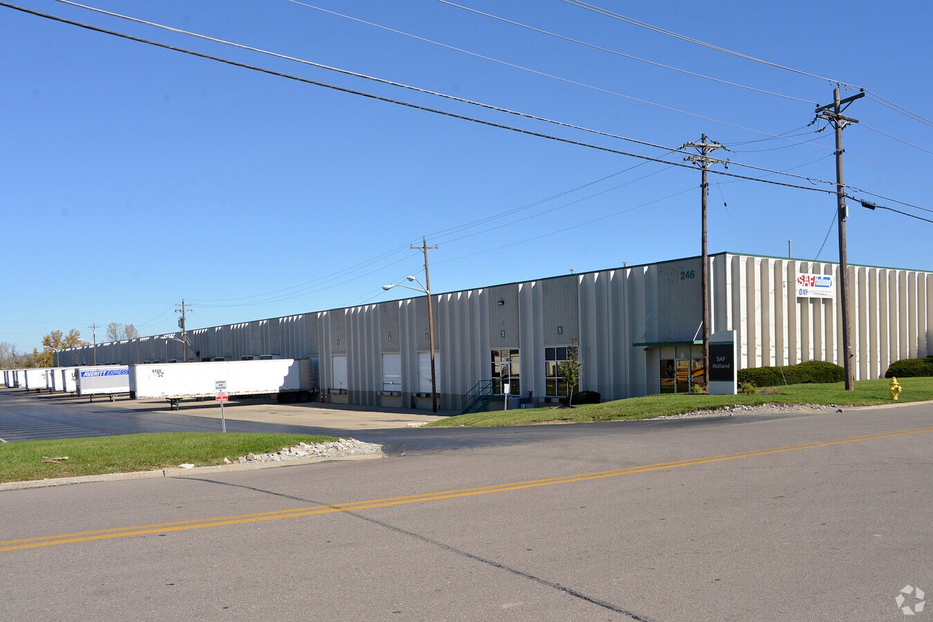 246-256 Circle Freeway Dr, Cincinnati, OH 45246 - Distribution Center 2 ...