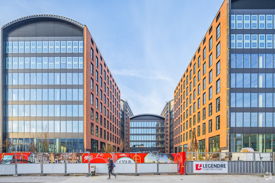 65-69 Rue Molière, 94200 Ivry-sur-Seine - Office for Lease | LoopNet