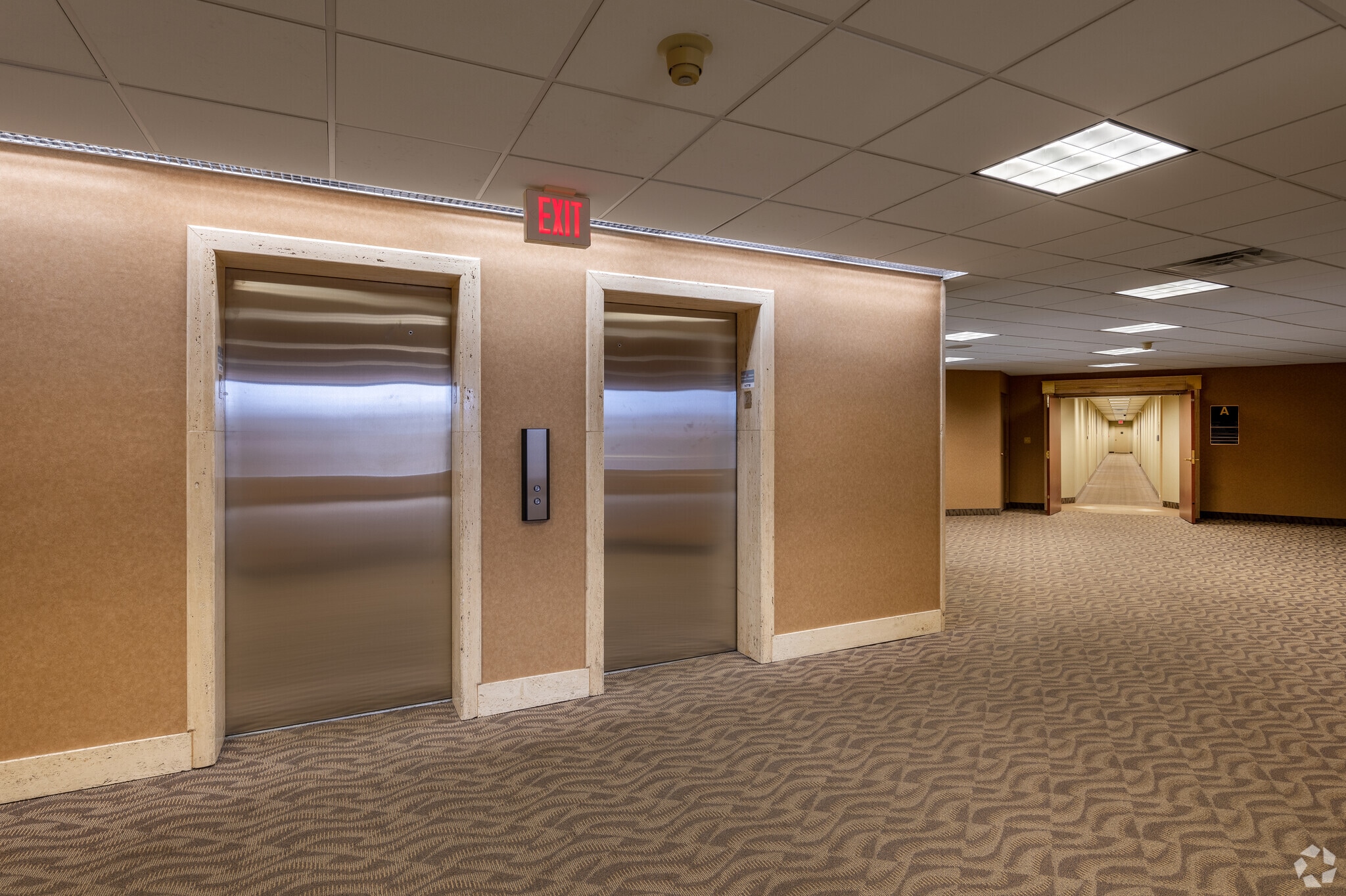 10400 Linn Station Rd, Louisville, KY 40223 - Atrium Center | LoopNet