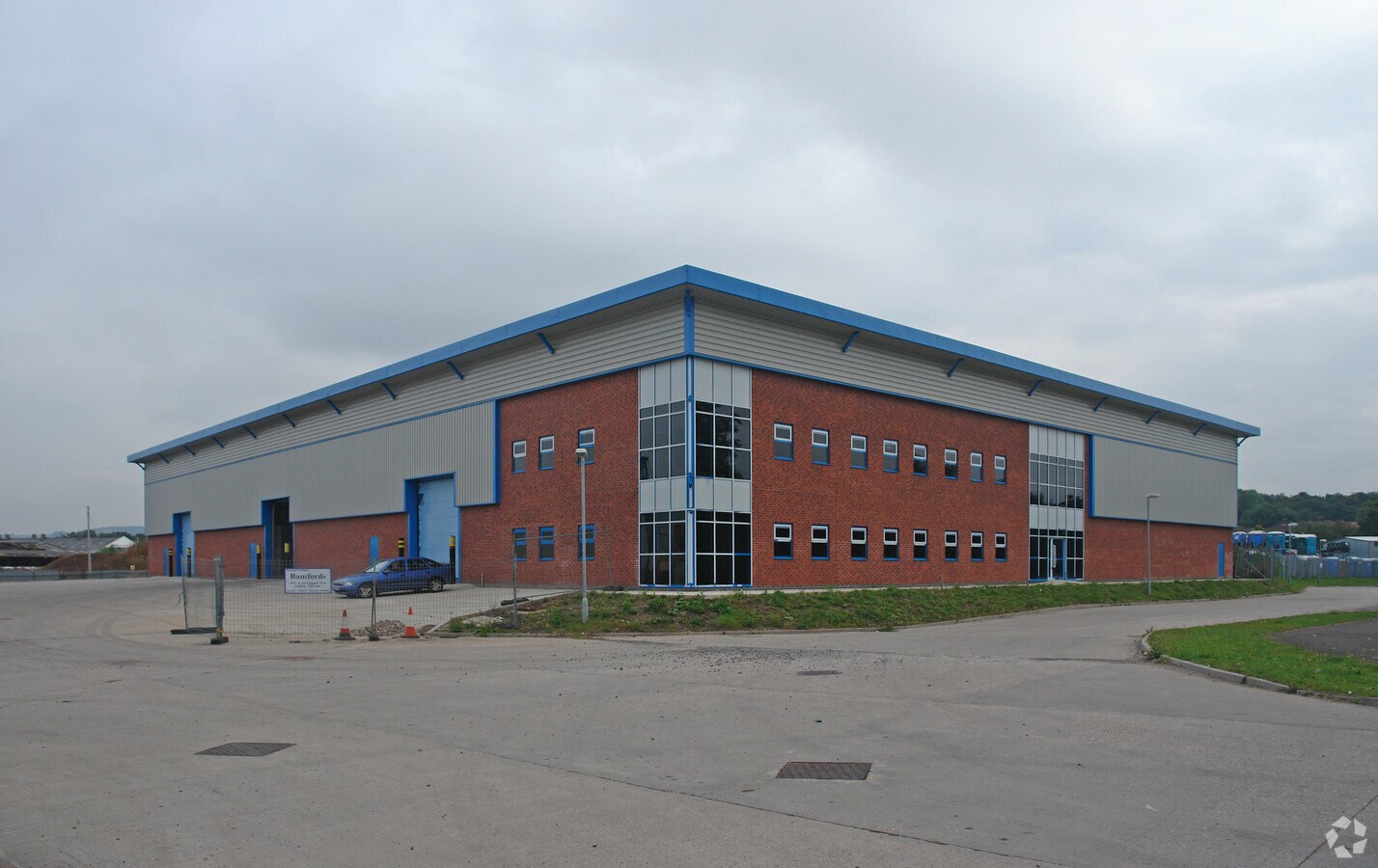 Overend Rd, Cradley Heath, B64 7DW | LoopNet