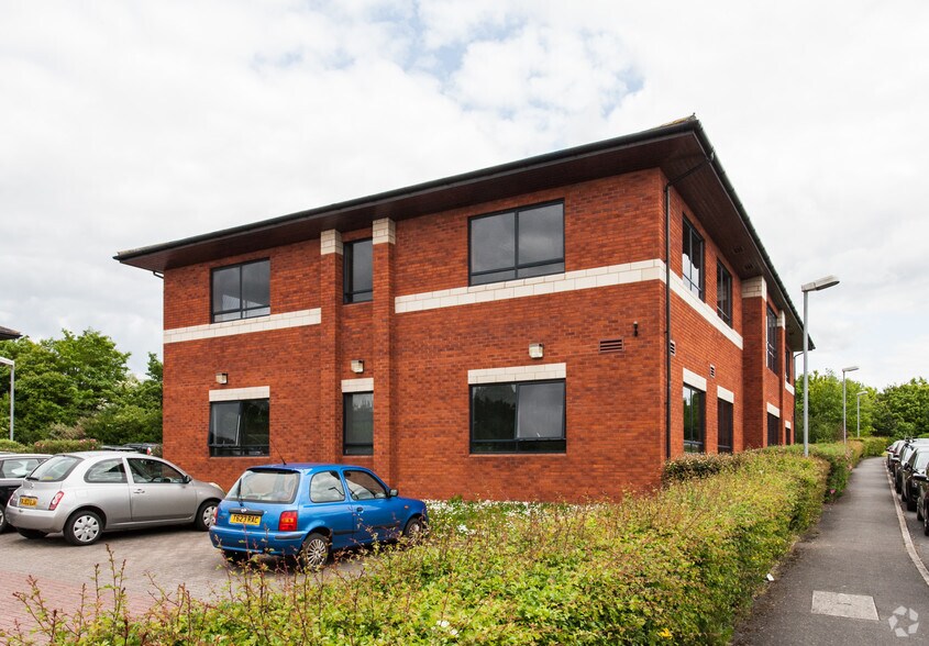 Pynes Hl, Exeter, DEV EX2 5TY - Kensington Court | LoopNet