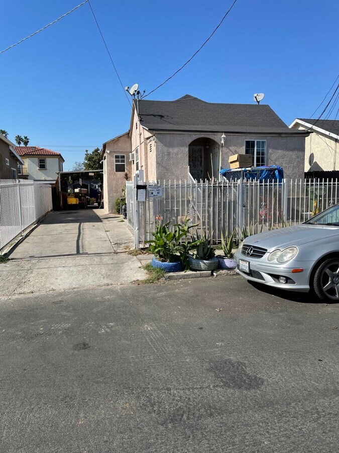 2315 Wall St, Los Angeles, CA 90011 | LoopNet