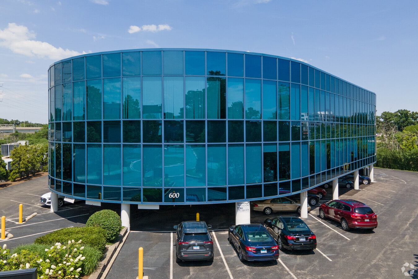 600 Enterprise Dr, Oak Brook, IL 60523 - Salt Creek Atrium | LoopNet 600 Enterprise Dr, Oak Brook, IL 60523 - Salt Creek Atrium | LoopNet