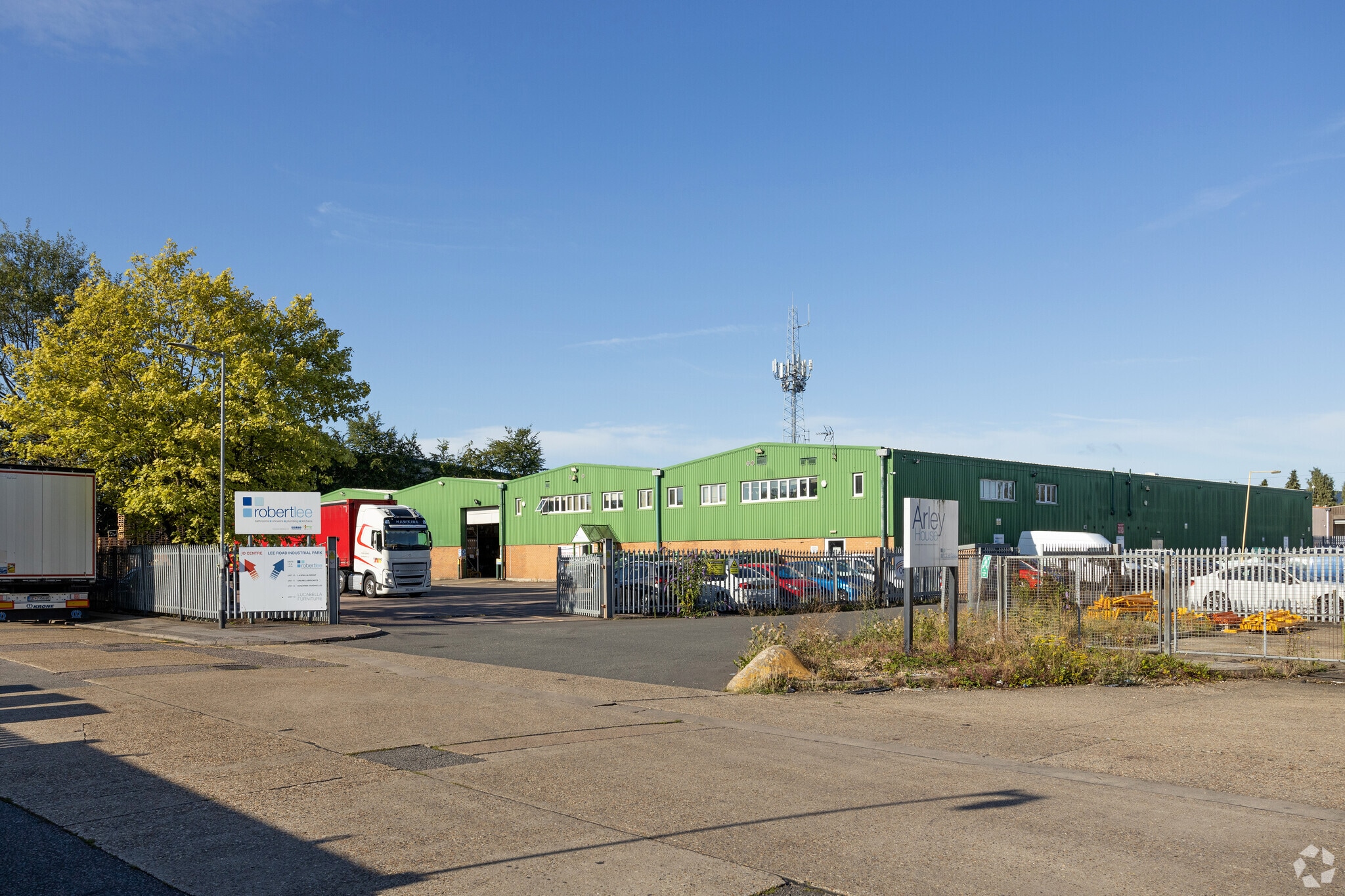 Lea Rd, Waltham Abbey, EN9 1AS - Riverside Place | LoopNet