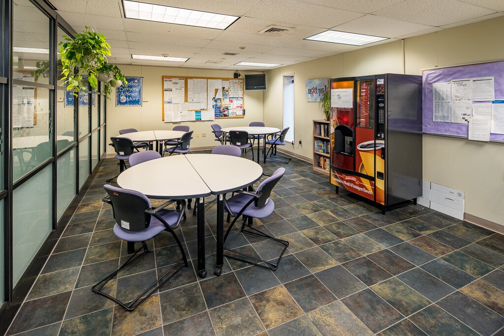 303 Merrow Rd, Tolland, CT 06084 - Office for Sale | LoopNet