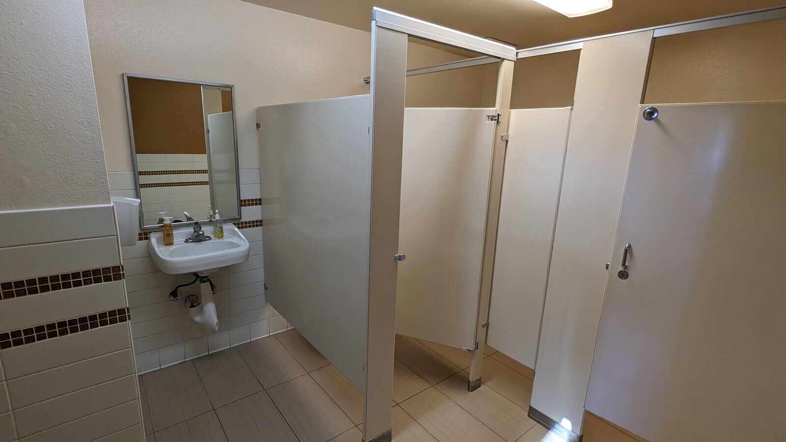 19060 S Dominguez Hills Dr, Compton, CA 90220 | LoopNet