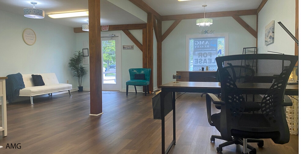 4 Merchants Rd, Sandwich, MA 02563 | LoopNet