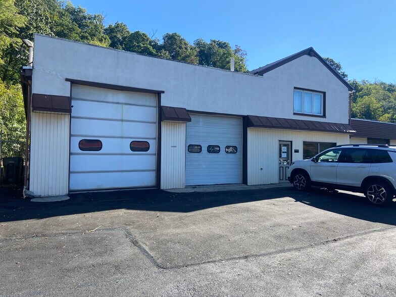 272 Riverview Dr, Walnutport, PA 18088 - 272 RIVERVIEW DRIVE | LoopNet