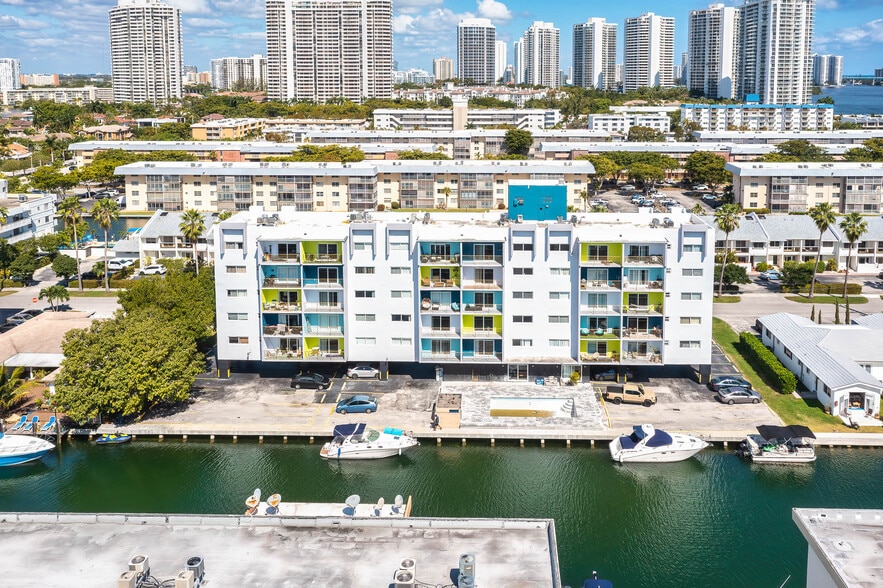 3626 NE 168th St, North Miami Beach, FL 33160 | LoopNet