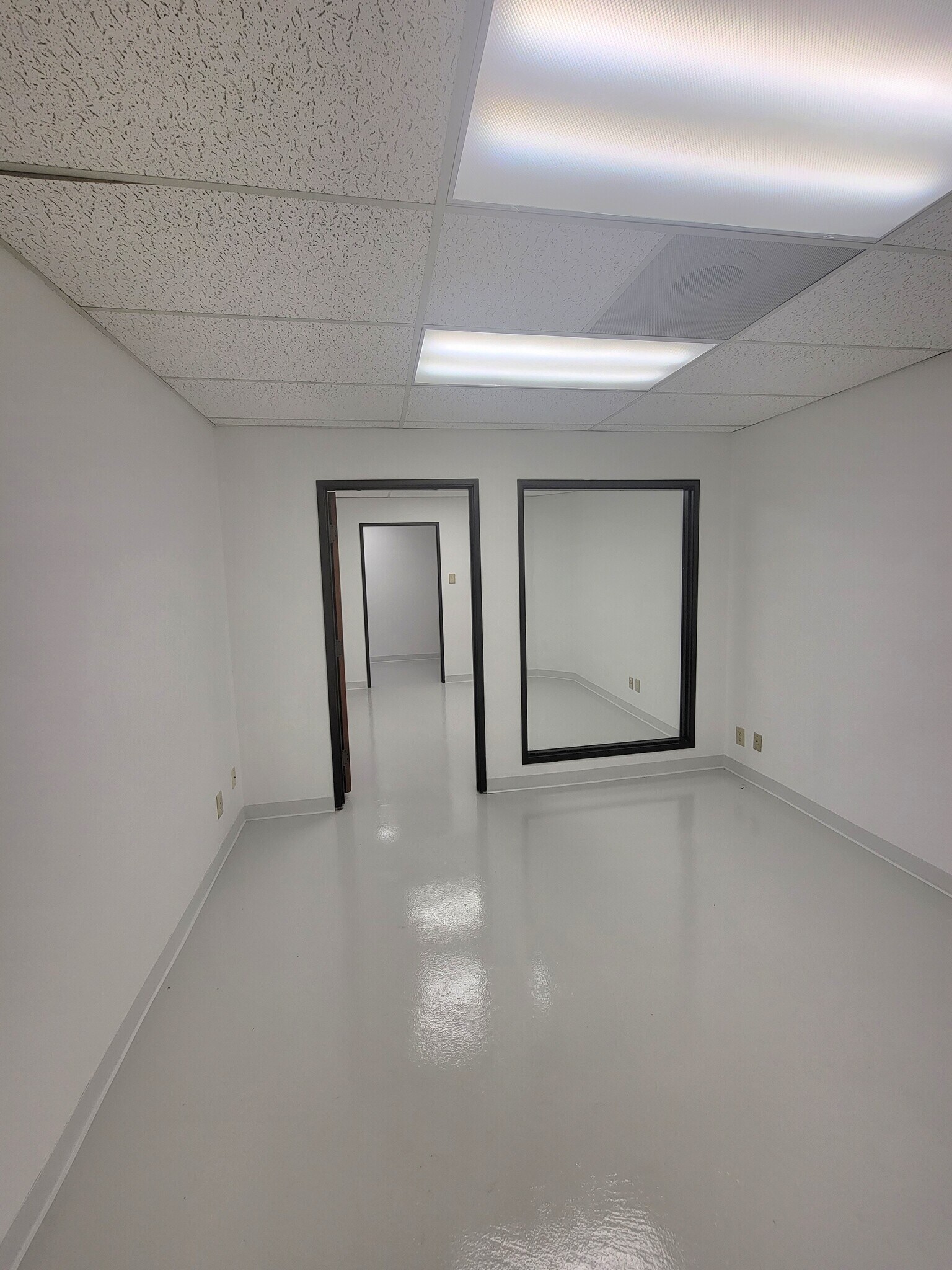 2520 Harwood Rd, Bedford, TX 76021 - Office for Sale | LoopNet