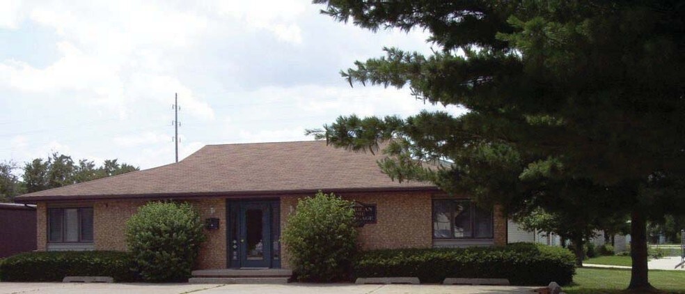 965 Clock Tower, Springfield, IL 62704 | LoopNet