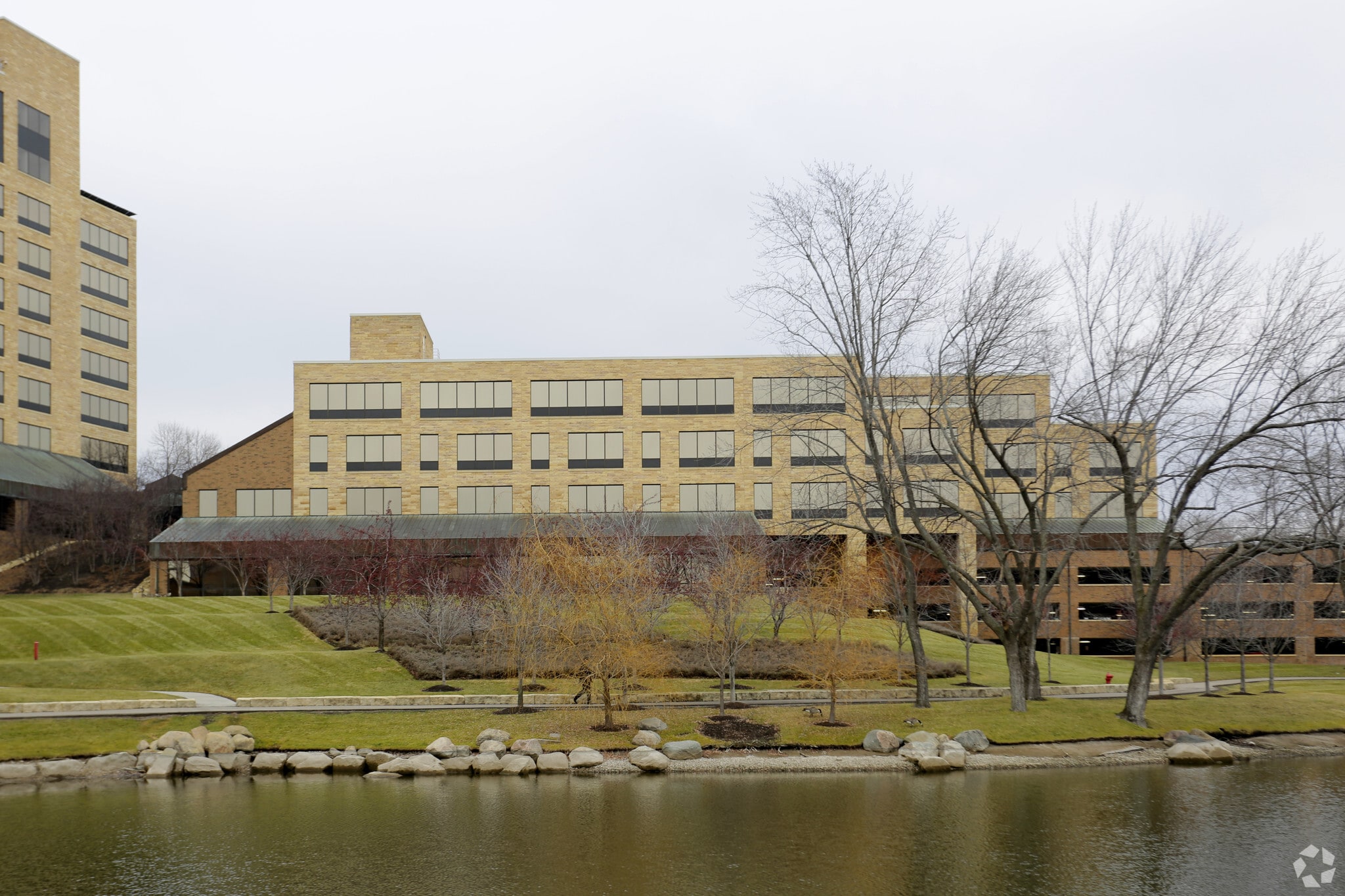 9900 Bren Rd E, Minnetonka, MN 55343 - Office for Lease | LoopNet