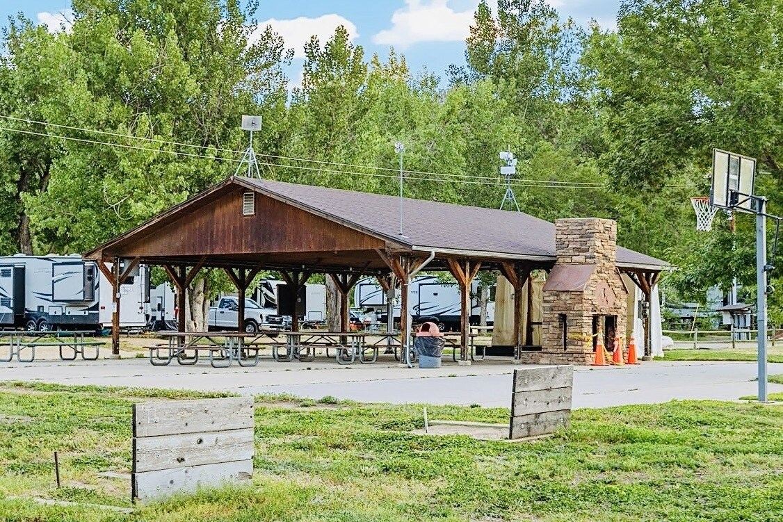 2444 River Rim Rd, Loveland, CO 80537 - Riverview RV Park and ...