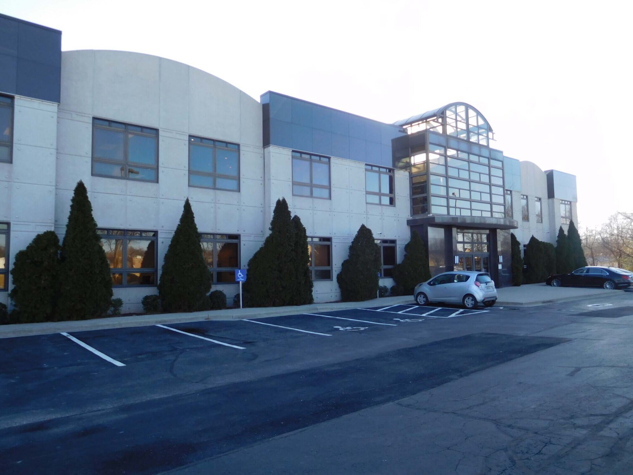 1855 S Ingram Mill Rd, Springfield, MO 65804 - Hamra Plaza | LoopNet