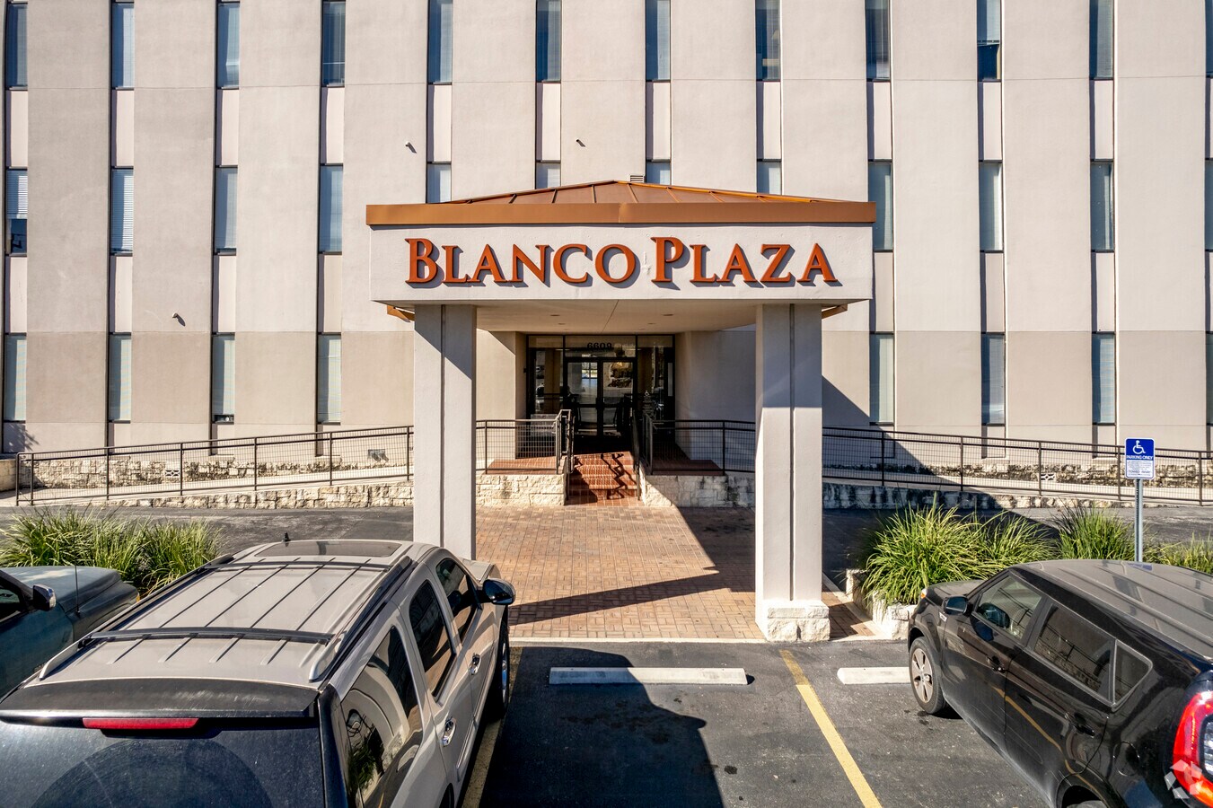 6609 Blanco Rd, San Antonio, TX 78216 | LoopNet