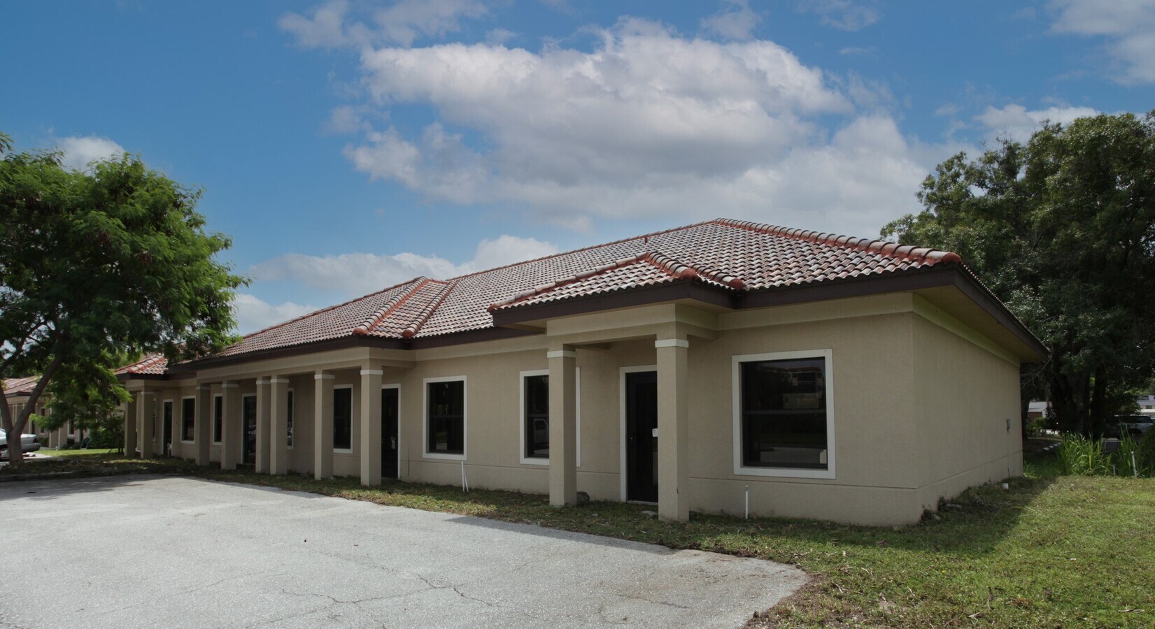 2692 Oak Ridge Ct, Fort Myers, FL 33901 | LoopNet