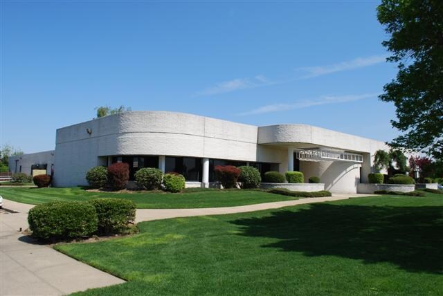 1 Rodeo Dr, Edgewood, NY 11717 | LoopNet