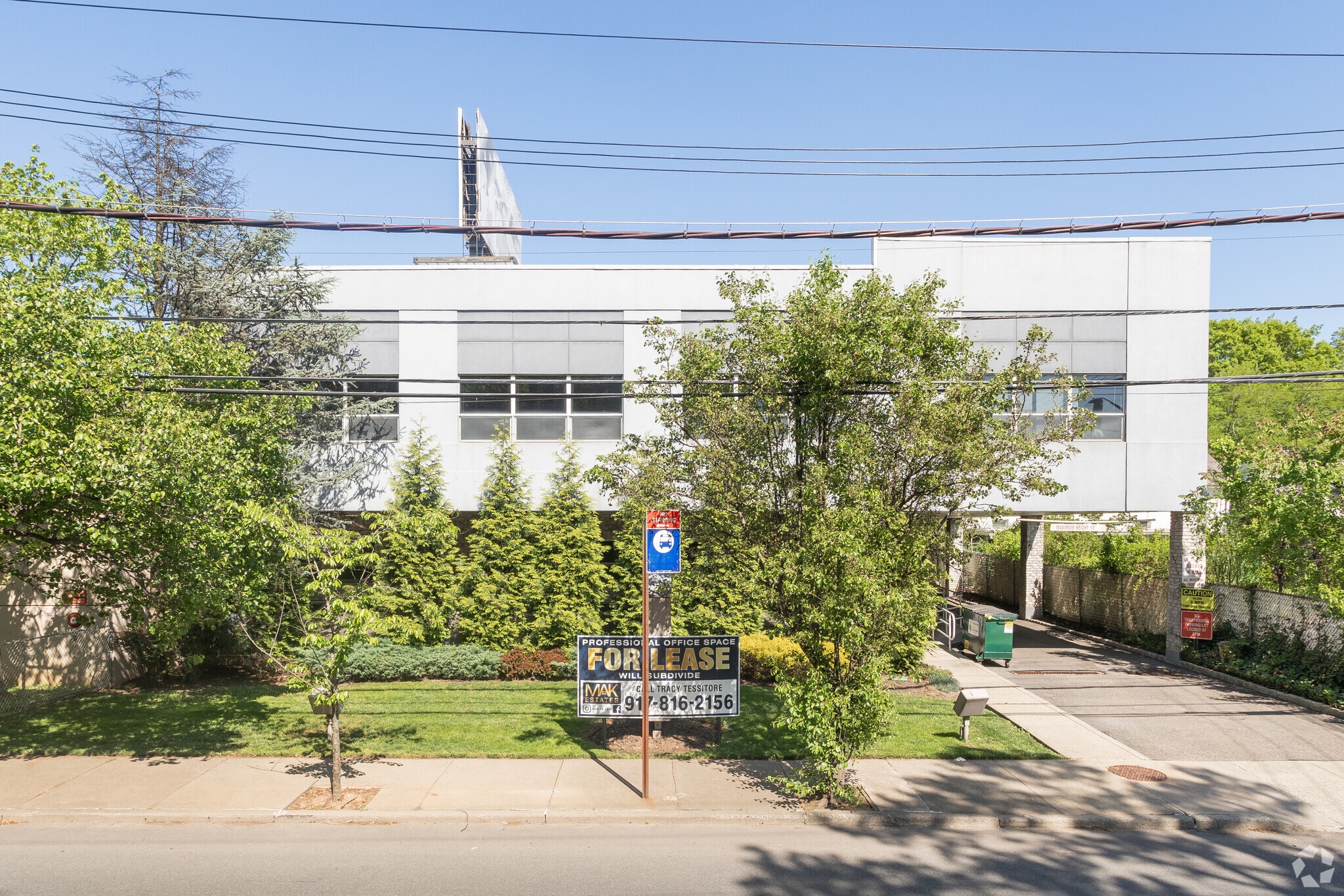 4830 Arthur Kill Rd, Staten Island, NY 10309 - Outerbridge Plaza | LoopNet