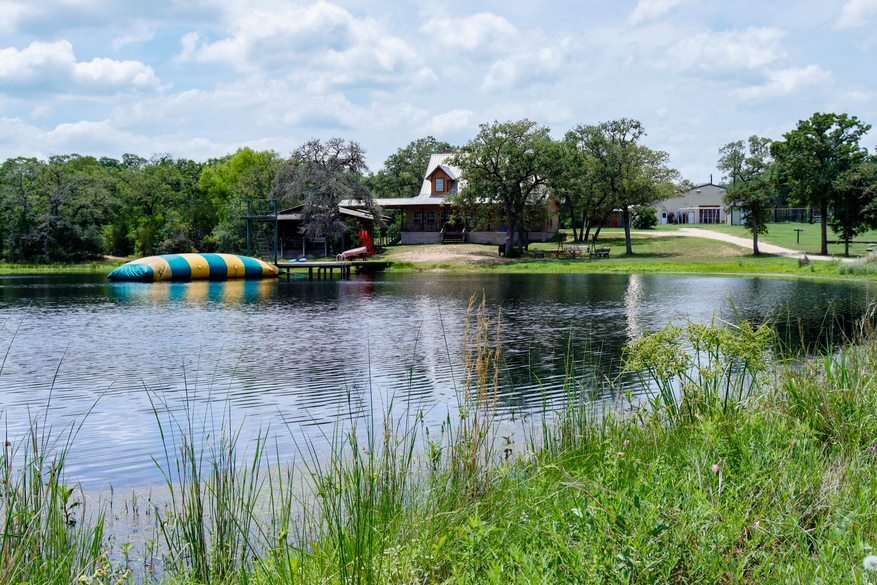 1443 Makinson Rd, West Point, TX 78963 | LoopNet