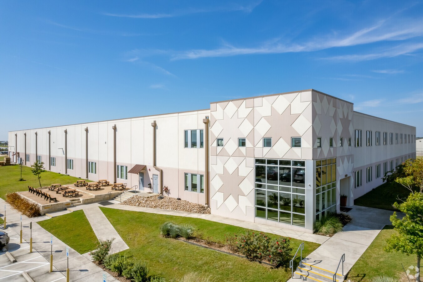 2899 Business Park Dr, Buda, TX 78610 | LoopNet