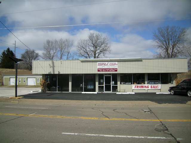 212-226 E 35th St, Davenport, IA 52806 | LoopNet